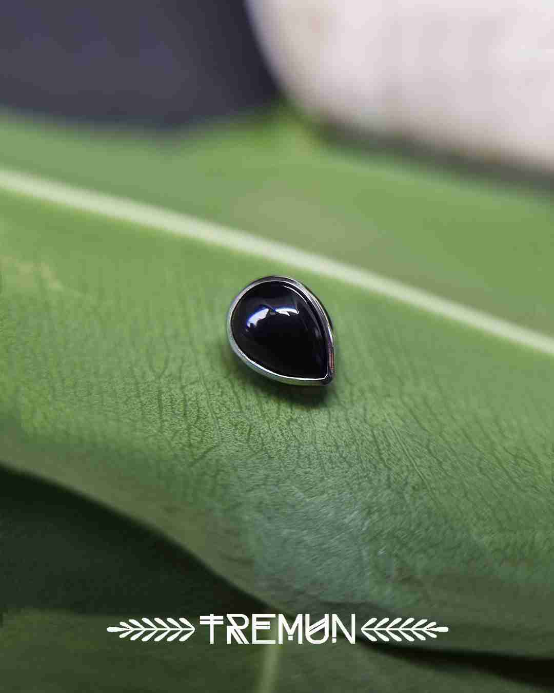 Teardrop Onyx - Tremun Piercing