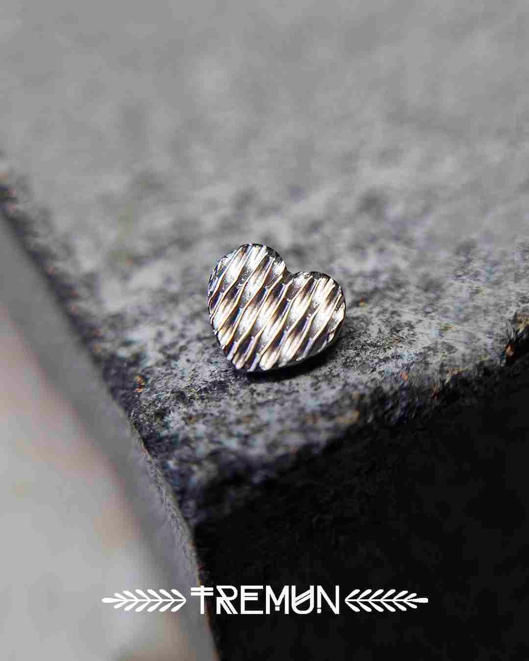 Texture Heart Top - Tremun Piercing