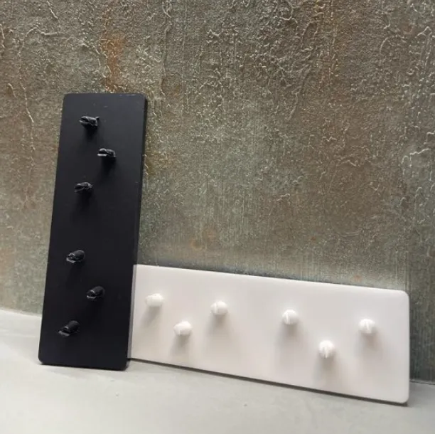 Clap! Customizable Display Top with Clips- Top only - Tremun Piercing